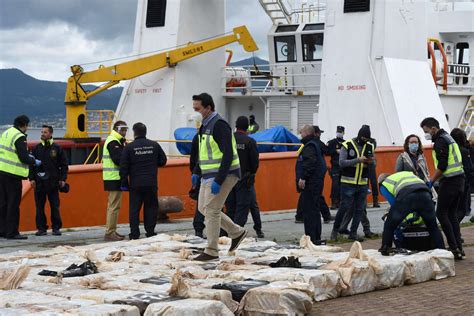 Un navire avec quatre tonnes de cocaïne intercepté en Espagne 28