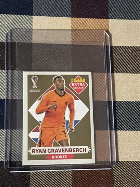 Panini World Cup Qatar 2022 Ryan Gravenberch Gold Extra Rookie Sticker