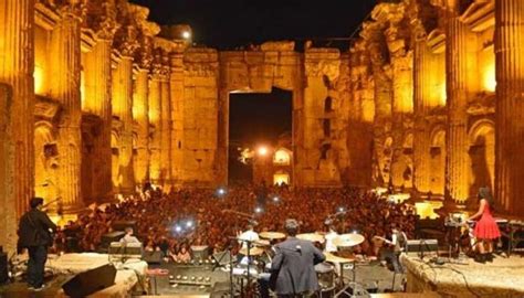 مهرجانات بعلبك تعود إلى تألقها أوبرا كارمن تجمع 250 فنانًا وتُنعش
