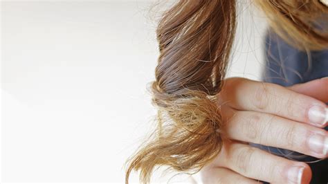 3 Ways To Curl Hair With A Curling Iron Wikihow