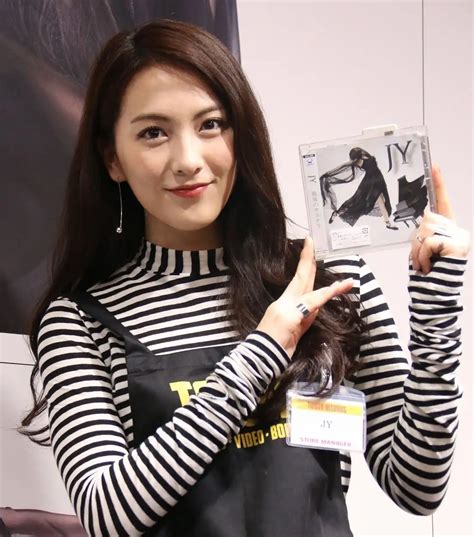 【写真 1 16枚】歌手“jy”としてソロデビューを飾った知英さん Mantanweb（まんたんウェブ）