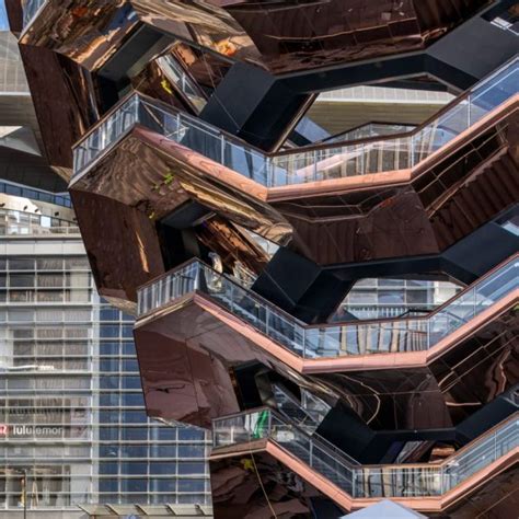 Thomas Heatherwick Selects 10 Humanised Buildings For Dezeen