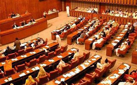 مجوزہ آئینی ترمیمسینیٹ کا اجلاس غیر معینہ مدت تک کیلئے ملتوی