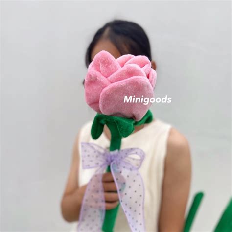 ดอกไม้รับปริญญา ดอกกุหลาบยักษ์ ของขวัญรับปริญญา ปัจฉิม วาเลนไทน์ พร้อม