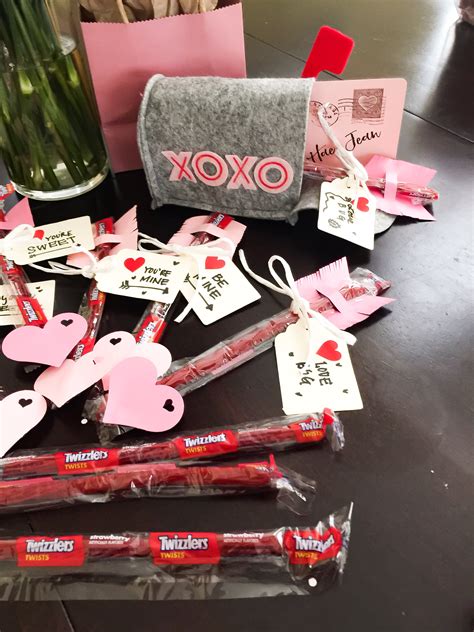 Diy Valentines Day Twizzler Arrows Dohlhouse Designs