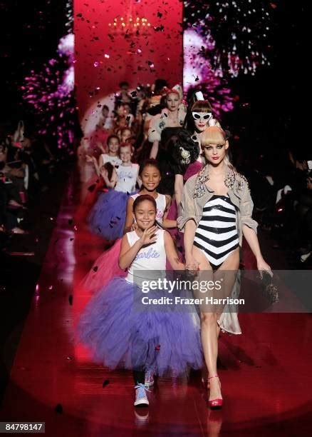 Barbie Runway Show Fotografías E Imágenes De Stock Getty Images