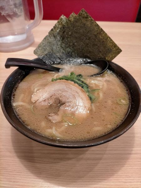『豚骨醤油ラーメン濃い味』横浜家系ラーメン 春樹 曳舟店のレビュー ラーメンデータベース