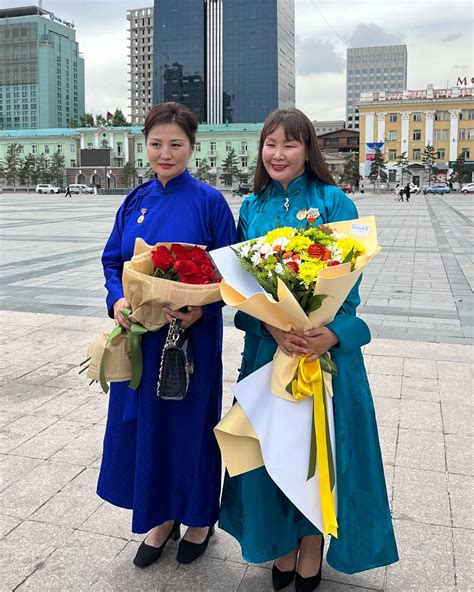 Nest Center For Journalism Innovation And Development Mongolia Ментор Б Дуламхорлоо Сэтгүүл