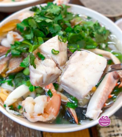 Hai Kah Lang 海脚人 JB KL Michelin Seafood Restaurant in Taman Sentosa oo foodielicious