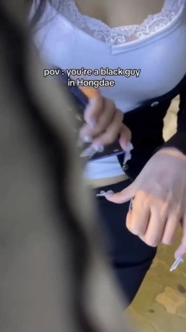 흑인 형님한테 ㅅㅅ 구걸하는 홍대녀 포스트쉐어