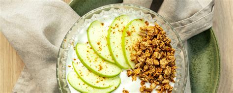 Gingerbread Probiotic Yogurt Bowl Recipe Activia Canada