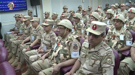 القائد العام للقوات المسلحة يشهد تنفيذ مشروع مراكز القيادة التخصصى