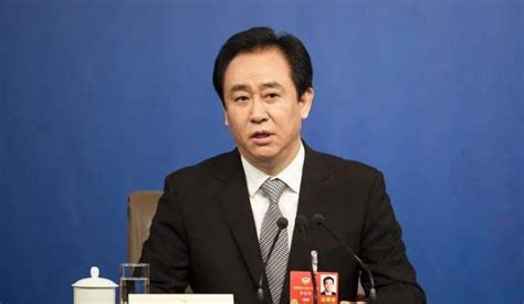 卖飞机、卖别墅、卖大平层，许家印为何不敢跑路？ 知乎