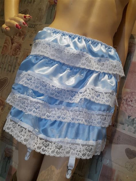 Sissy Girl Frilly 8 Metal Straps Suspender Pull On Control Open Girdle