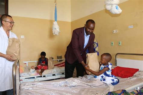 Ibitaro Bikuru Bya Kibungo Byizihije Umunsi Mukuru Wabarwayi Basaba Igikoni MUHAZIYACU