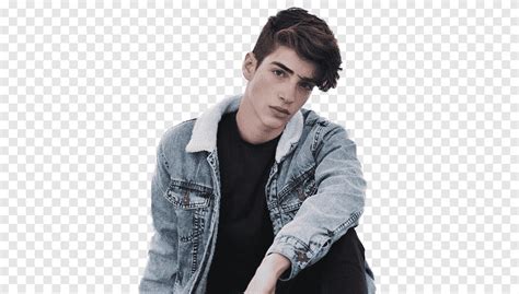 مانو ريوس ، رجل جالس يرتدي سترة الدنيم الأزرق Png