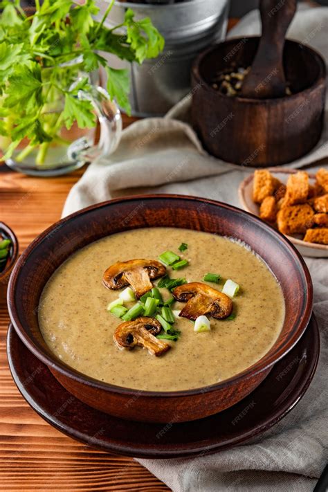 Premium Photo Homemade Cream Of Mushroom Soup