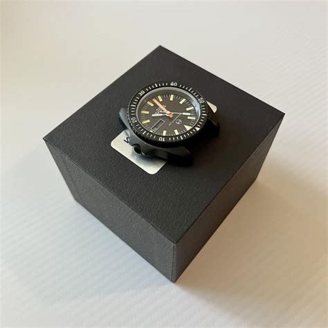 [wts] momentum sq30 eclipse solar black ion with oem bracelet r
