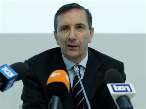 Le Patron De Telecom Italia Prêt à Partir Pour Faciliter Lexamen De L