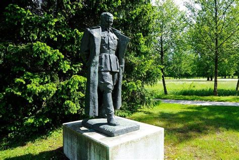 A History Of Titos Most Famous Statue