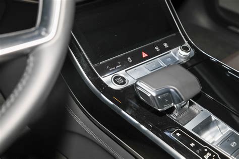 奥迪a8 Phev 2022款 A8l 60 Tfsie Quattro 典藏版图片奥迪3560张图片汽车车展图库懂车帝