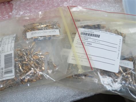Hirose Electric Qrp Xc 111 Contact Circuit Board Connectors And