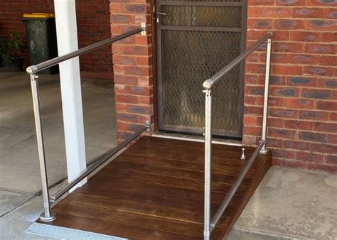 Custom Modular Bannister Rails By Hand Rail Industries