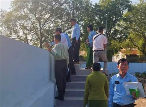 မကွေးတိုင်းဒေသကြီး အစိုးရအဖွဲ့ စီးပွားရေးရာဝန်ကြီး ဦးအောင်ချိန် မင်းလှမ