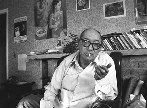 Juan Carlos Onetti Ella