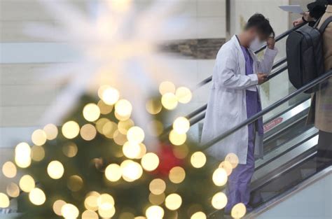 출구 없는 의정갈등 겨울 의료공백 어쩌나 올스톱 의료개혁 尹대통령 탄핵 가결