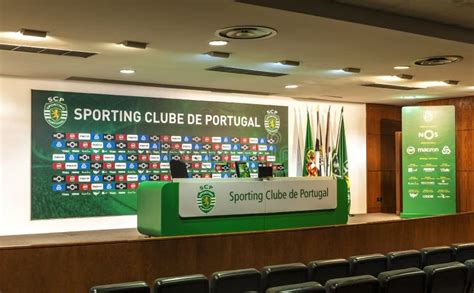 Sala De Conferencias En El Estadio De Mestalla Foto Editorial Imagen