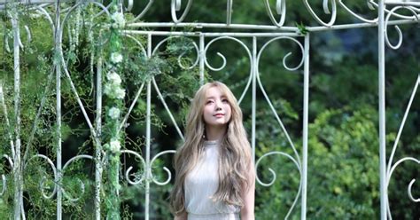 Spo★톡 러블리즈 케이 직진 애정 받아준 화사 퀸덤 선생님