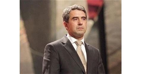 Плевнелиев започна консултации с БСП