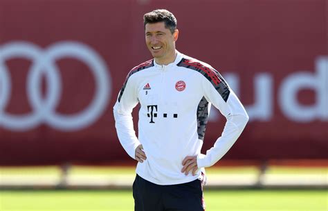Robert Lewandowski Barcelona Transfer Agreed