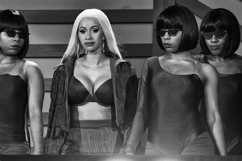 Cardi B Partage Pour La Première Fois Une Photo De Sa Fille Kulture