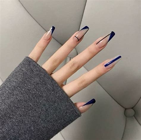 Pin By Aesthephotos On Nails Fake Nails Rhinestone Nails Trendy Nails