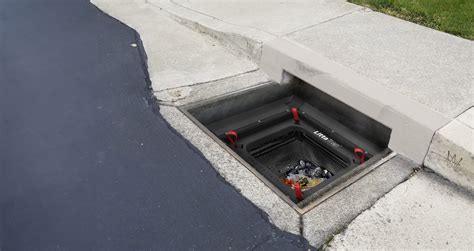 Hand Maintainable Low Cost Catchpit Insert Stormwater360