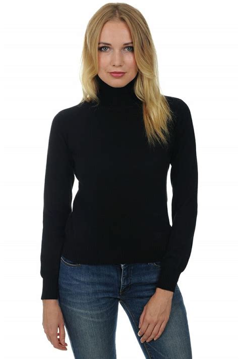 Pin By Women In Turtlenecks On Women In Turtlenecks Turtle Neck