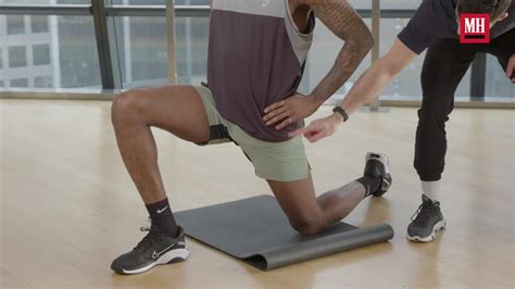A Physical Therapist Shares 4 Best Hip Flexor Mobility Stretches