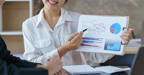 Care sunt cei mai importanţi indicatori economico financiari ai unei