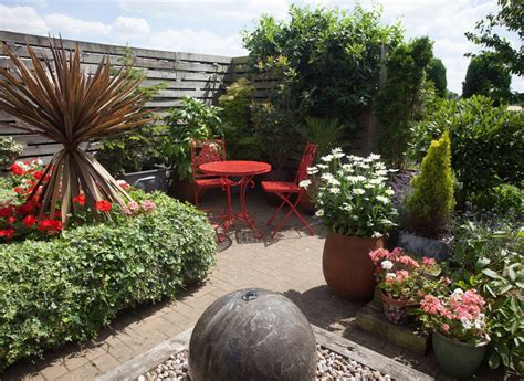 A Courtyard Garden Karen Tatlow Garden Design