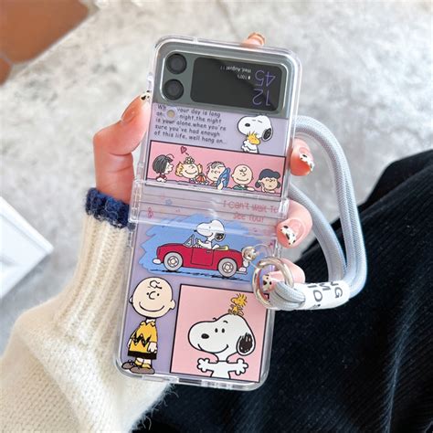 띠띠케이스 귀여운 스누피 캐릭터 힌지보호 레터링 손잡이 스트랩 투명 갤럭시z플립3 케이스 위시버킷
