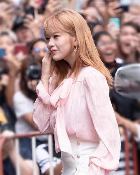 Yujin 유진 Ive 아이브 Ivesyujin • Instagram Photos And Videos