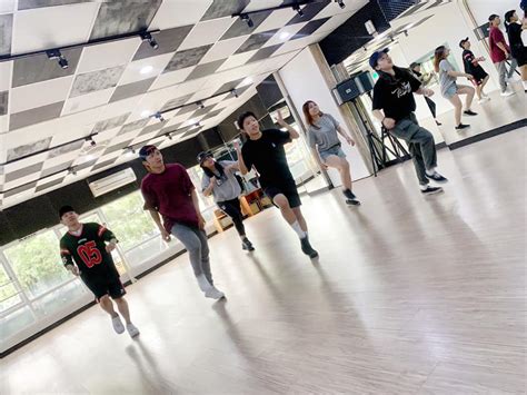 [basline 陪您一起成長] Basline Dance Skool 嘉義旗艦館