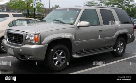 The First Generation Cadillac Escalade Produced From 1999 To 2000 Is
