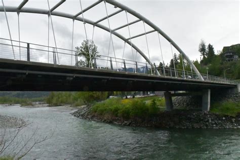 Dfo Shuts Down Parts Of Chilliwackvedder River Near Vedder Bridgeto Protect Migrating Sockeye