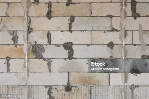 거품 블록의 벽 건물 내부의 벽을 석고하기위한 준비 작업 개발에 대한 스톡 사진 및 기타 이미지 개발 건축 기술 Istock