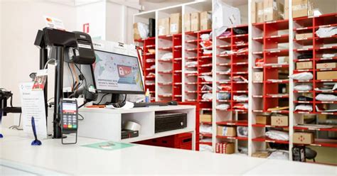 Пошта майбутнього «Нова пошта запускає відділення самообслуговування — All Retail