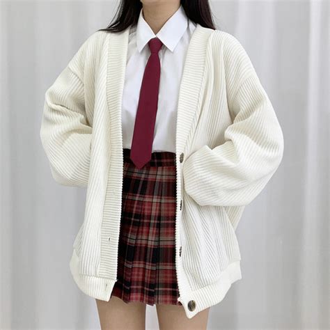 불량소녀 넘므 귀여운 오버핏 골지 가디건😸 데일리룩 교복룩 등 다양하게 활용 가능해요