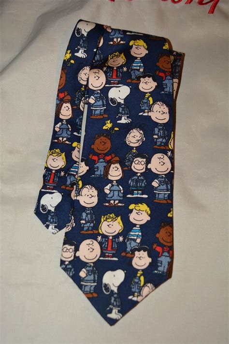 Charlie Brown Snoopy Peanuts Characters Novelty Tie I… Gem